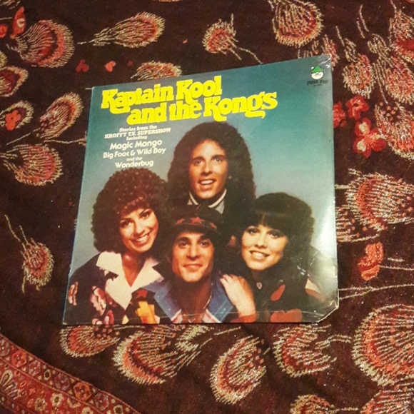 Media | Kaptain Kool And The Kongs | Poshmark